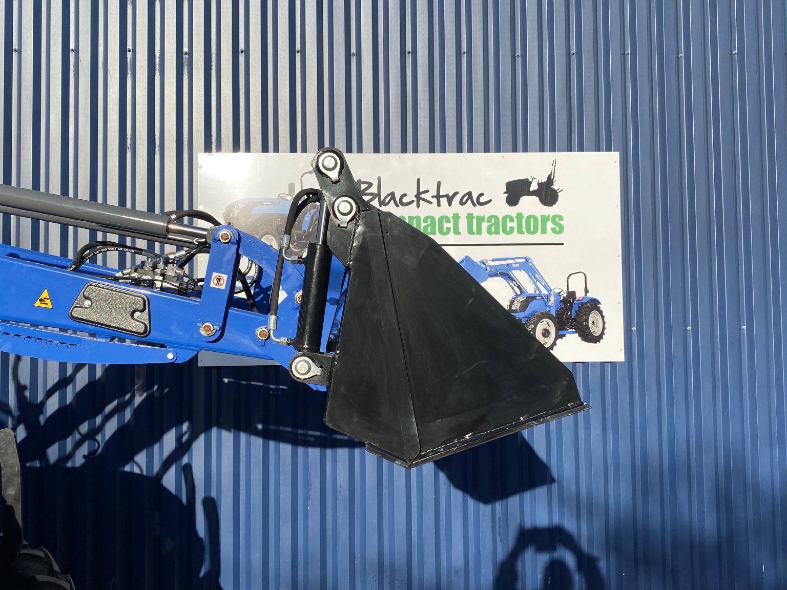 New Solis 50 Euro 8 4:1 Loader Bucket - Blacktrac Compact Tractors