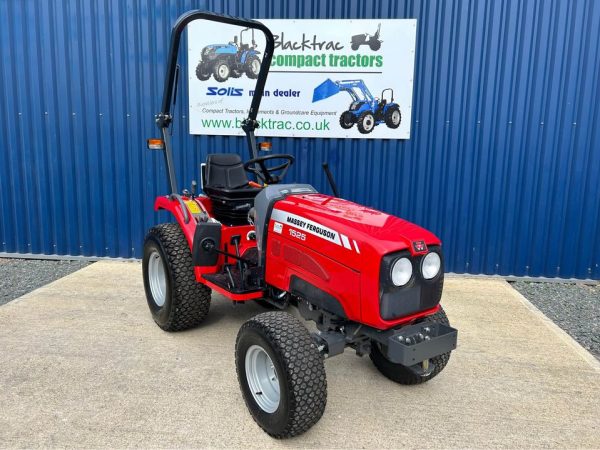 Kubota Compact Tractors - Blacktrac Compact Tractors